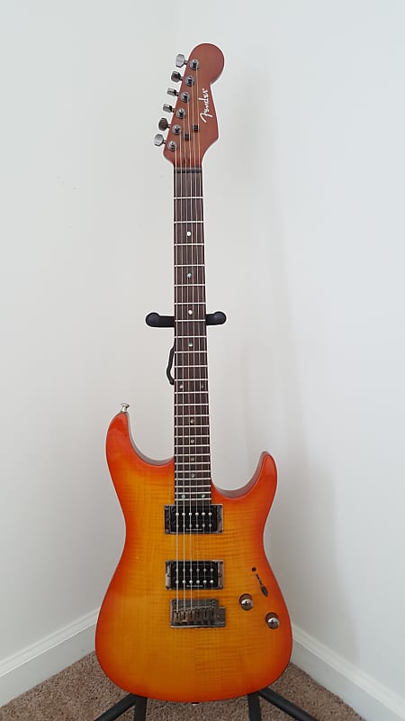 Fender Showmaster Stratocaster HH Cherry Burst | Reverb