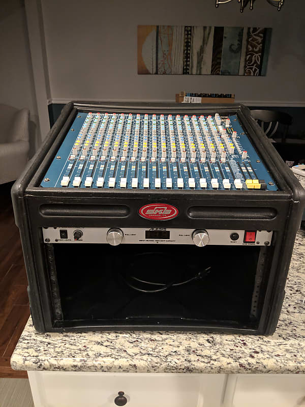 Allen & Heath 16:2 MixWizard + SKB case | Reverb