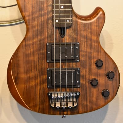 Wal MK2 2021 Walnut 4 string bass guitar | Reverb