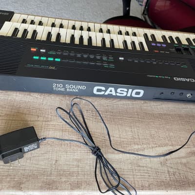 Casio DM-100 Dual Keyboard | Reverb