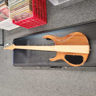 Carvin LB20 fretless bass 1993 - Koa Neck Thru Body with Case | Reverb