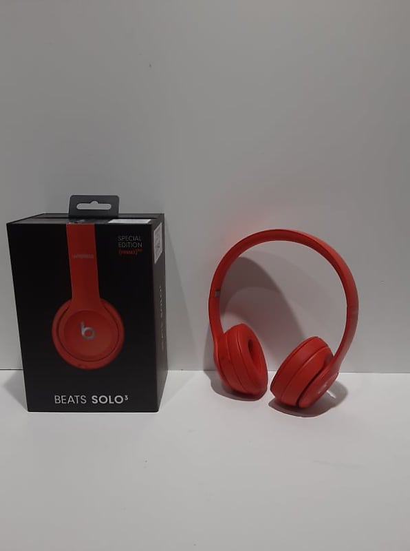 Beats by Dre Solo3 limited edition red red | Reverb