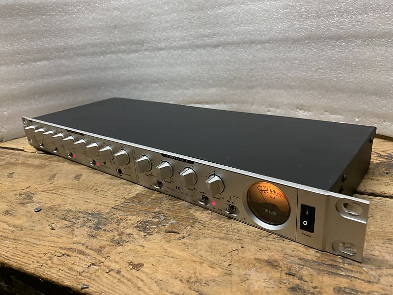 TOFT AUDIO EC- 1, EC1 MIC PRE/EQ/COMPRESSOR- | Reverb Canada
