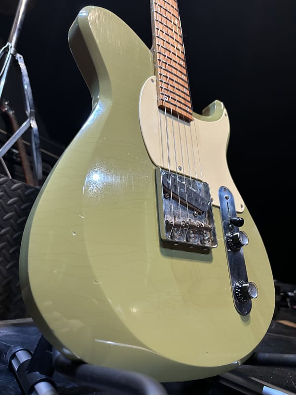 4th Avenue Guitars Phoenix Black Swann #019 2023 - Aged Mango | Reverb