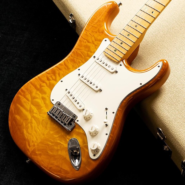 Fender Custom Shop Custom Deluxe Stratocaster Flame Maple Top | Reverb