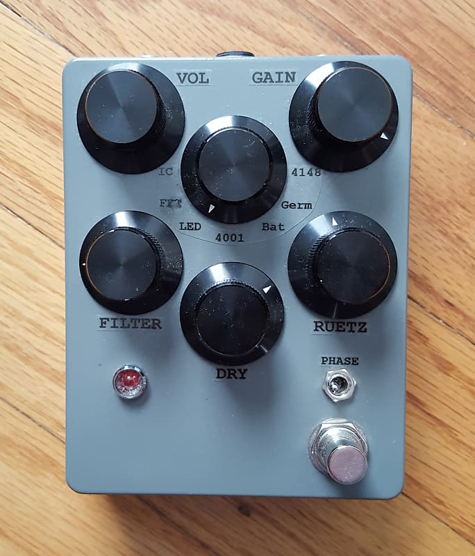 Vintage Rat clone with Dry Blend and 7 clipping options | Reverb