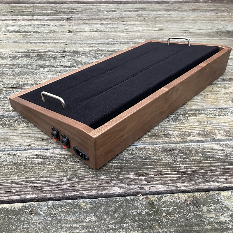Conway Craftings Wooden Pedalboard Walnut Wood 2023 Satin | Reverb