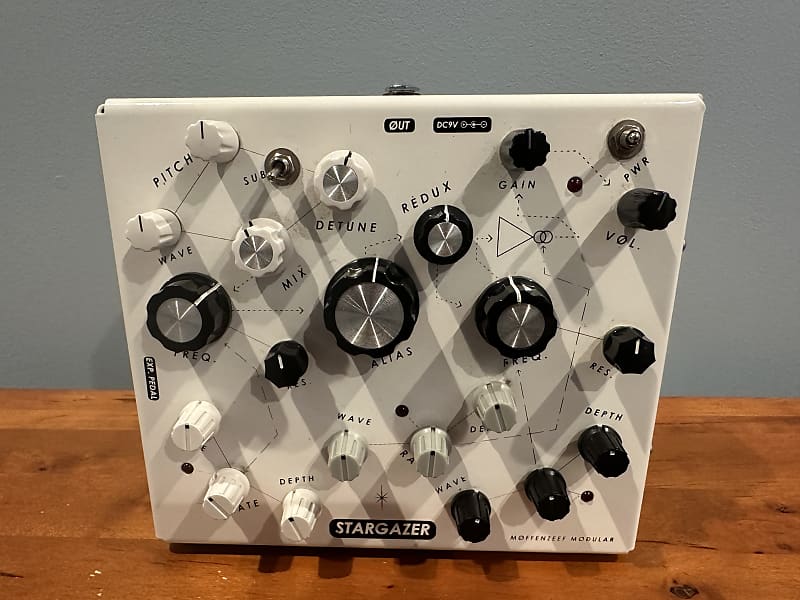 Moffenzeef Modular Stargazer V.1 2018 - White | Reverb Canada