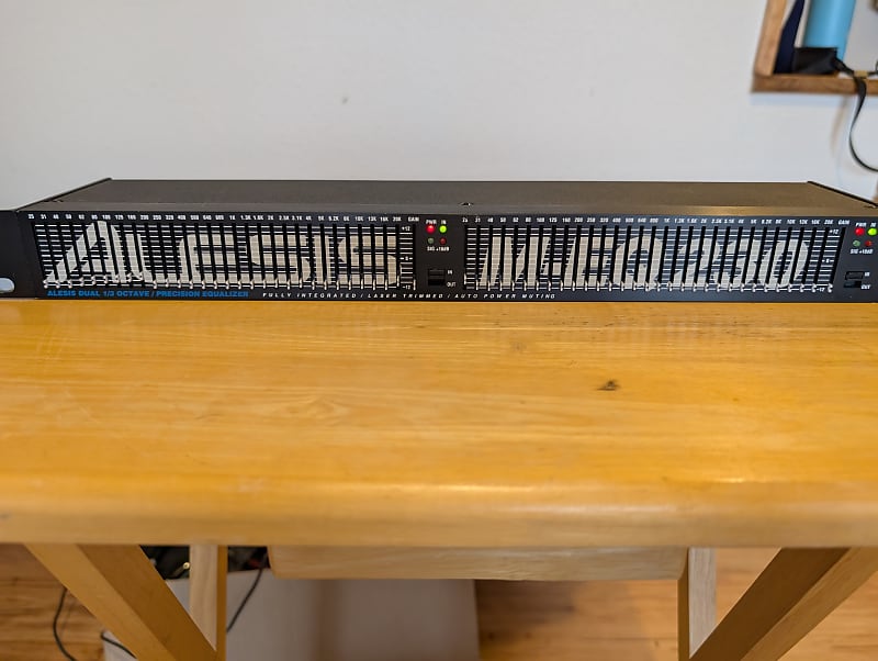 Alesis M-EQ 230 Rack Mount Equalizer | Reverb