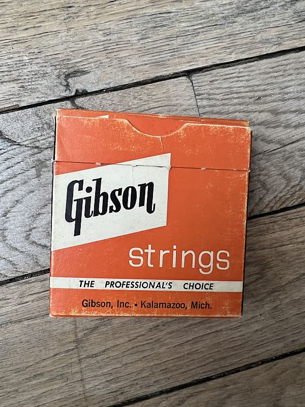 Late 1950’s, early 1960’s Gibson Strings Vintage Case Candy | Reverb