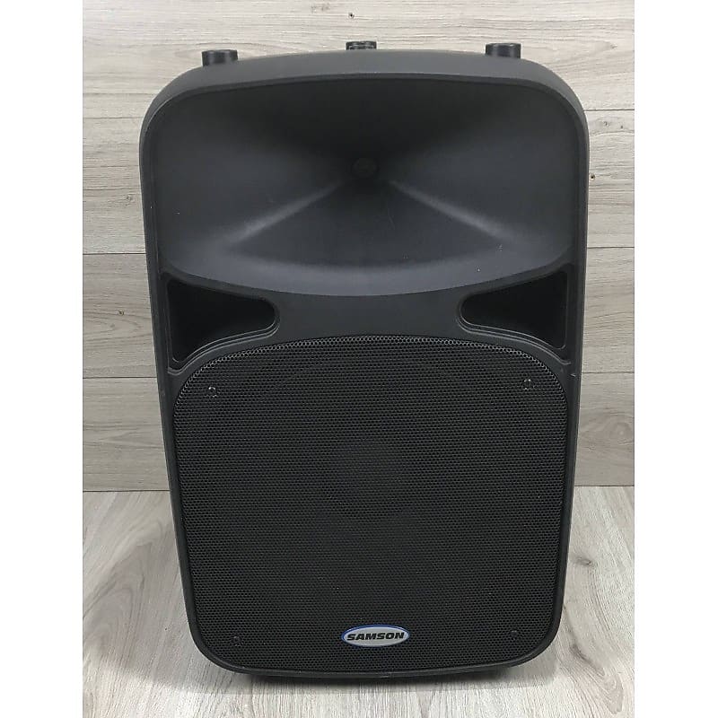 Samson Auro D415 | Reverb
