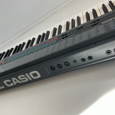 Casio CT-650 PCM ToneBank Keyboard working | Reverb