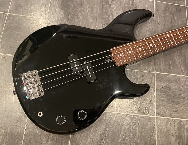 1990s Yamaha BB300 w/Seymour Duncan P-Bass upgraded | Reverb