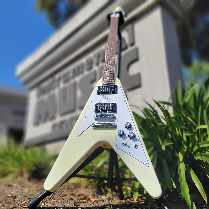 GIBSON 70's Flying V Classic White | Reverb