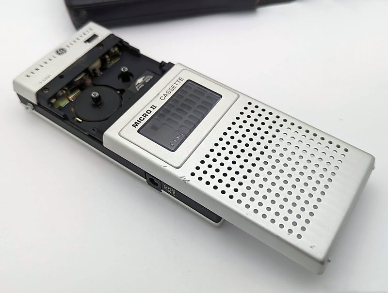 Vintage GE General Electric 3-5330A Micro II Cassette Player | Reverb