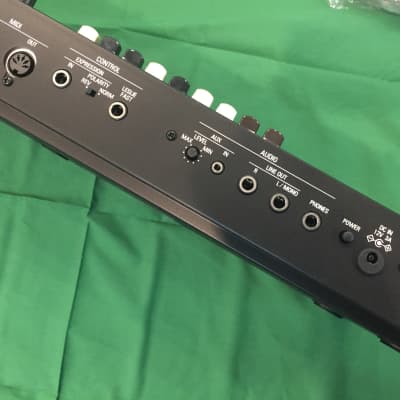 Hammond M-Solo Portable Organ-Black-B3 Sound-Take | Reverb