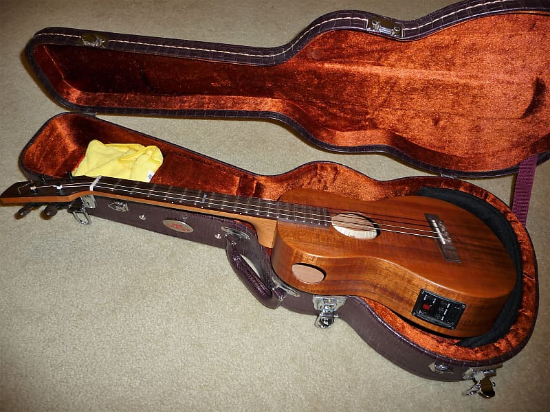 Koa SuperTenor/ Baritone Ukulele by Pete Howlett - Mint 2018 | Reverb