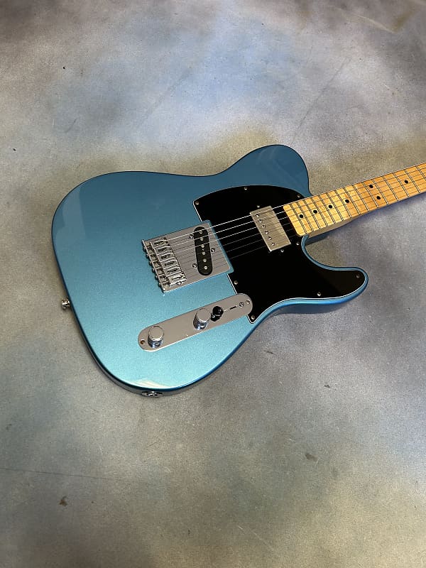 2011 Fender Telecaster HS Lake Placid Blue w/Tweed Hard Case | Reverb