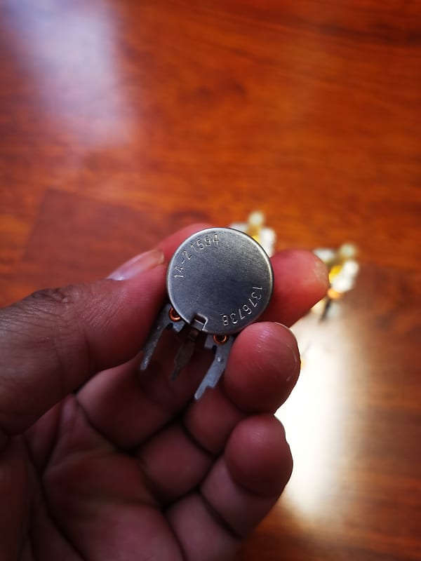 SET of NOS Vintage 60's ( 67 ) pots 500k Audio taper CTS USA | Reverb