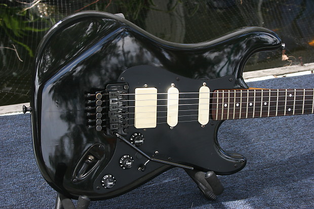 Kramer Pacer Deluxe 1983? Solid Maple Body and EMGs | Reverb