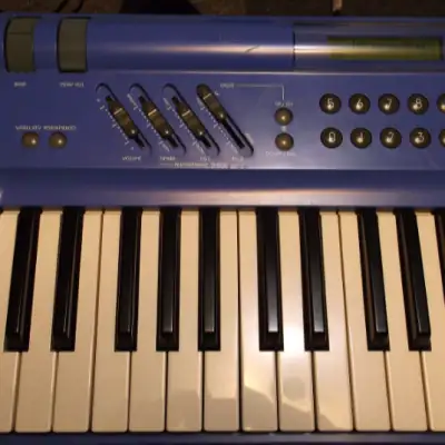 Rare blue Korg 707 FM Synthesizer | Reverb