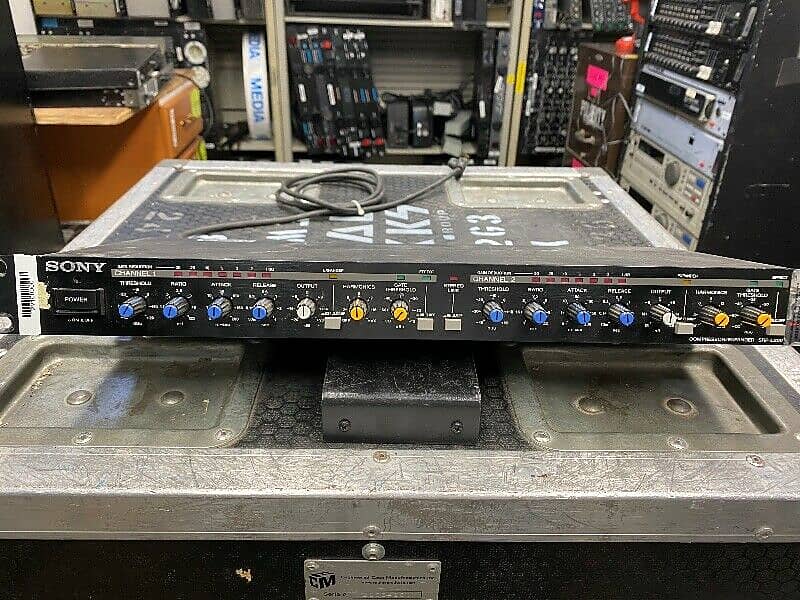 Sony SRP-L200 Compressor Expander | Reverb