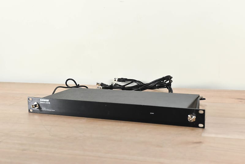 Shure UA844+SWB UHF Wideband Antenna Distribution System | Reverb