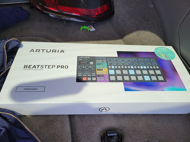 BeatStep Pro MIDI Controller | Reverb UK