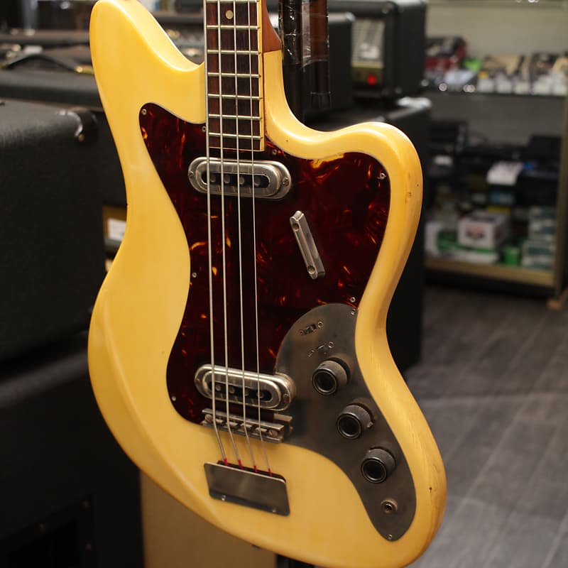 Framus Bass Yellow 1963 | Reverb