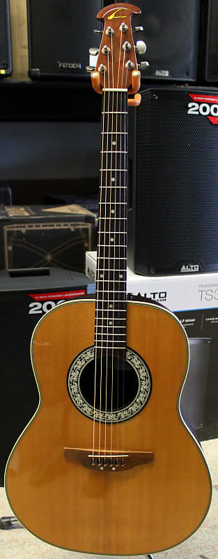 Ovation Ultra Series1312 Acoustic Guitar w/ hard shell | Reverb Canada