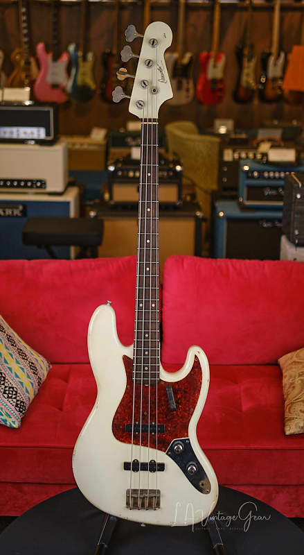 Danocaster Jazz Bass - 2020 - White - Lindy Fralin Pickups | Reverb