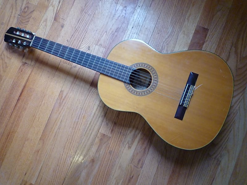 Vintage Aria AC-8 Classical Acoustic Guitar w Case Japan | Reverb