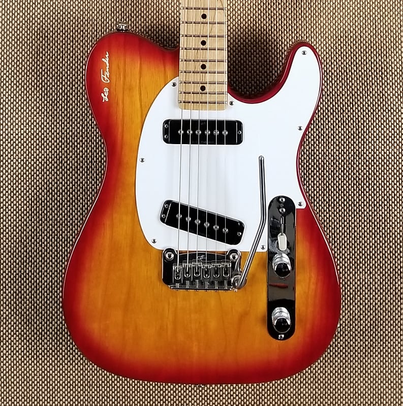 1990 G&L ASAT Leo Fender Signature - Rare Tremolo Model - | Reverb