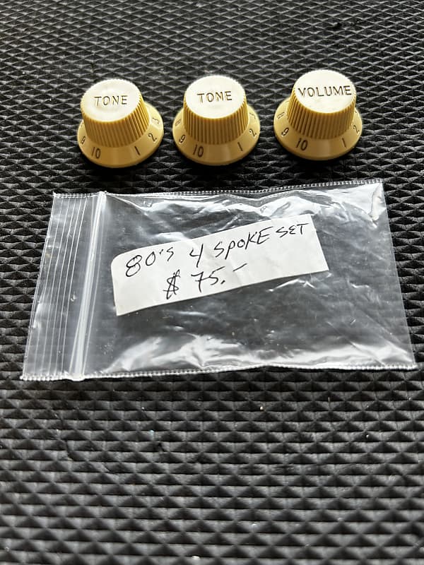 1980's Fender Stratocaster Cream 4-Spoke Knobs Set | Reverb Australia