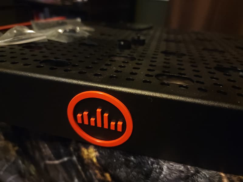 Temple Board Duo 17 - Black and Red | Reverb