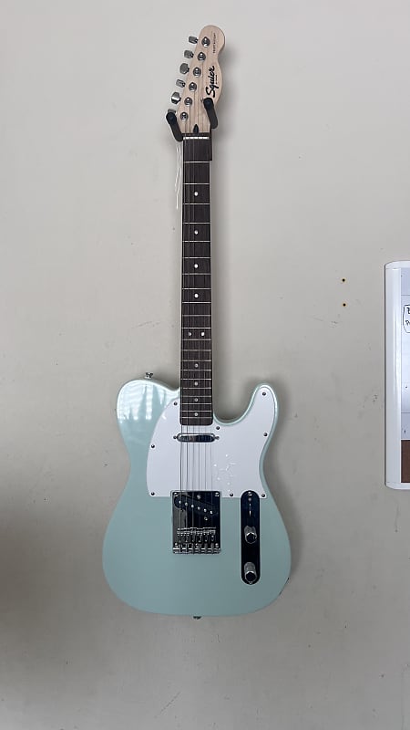 Squier Affinity Telecaster with Maple Fretboard, String | Reverb