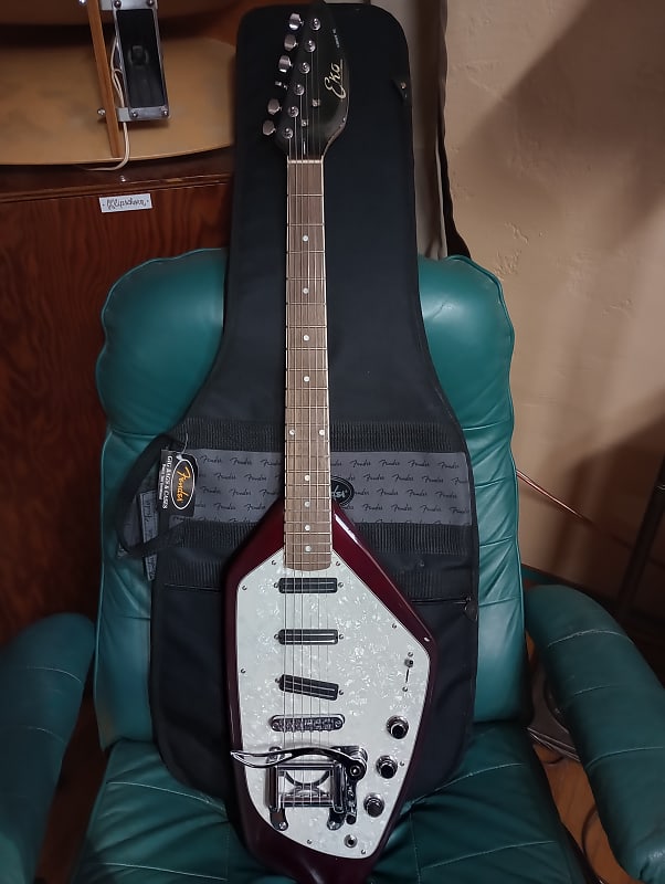 Eko Ghost VI Electric Guitar w/ Tremelo - Wine Red | Reverb