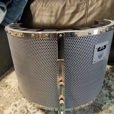 CAD ACOUSTI-SHIELD AS32 Stand Mounted Acoustic Enclosure | Reverb