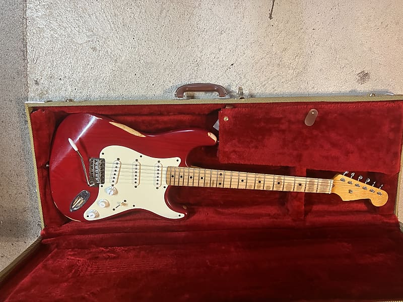 Fender Stratocatser 1990’s Reliced Red | Reverb