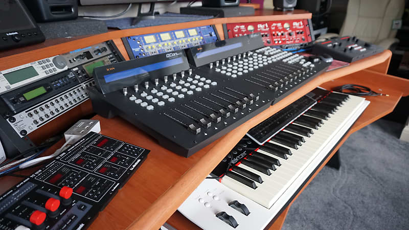 Icon ICON QCON PRO G2 AND EXG2 EXTENDER 2018 BLACK | Reverb