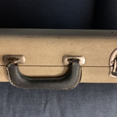 Fender 1963 White Tolex Case for Precision/Jazz Bass | Reverb