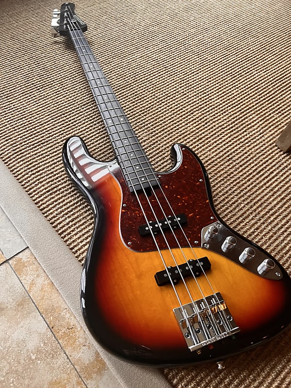 Modulus VJ4 2004 Vintage Jazz Tti color burst Graphite | Reverb