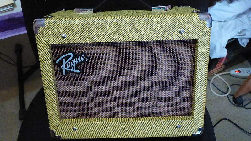 Rogue V15G 15 Watt 1x6.5" Guitar Amp - Vintage Tweed | Reverb