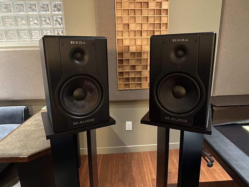 M-Audio BX8a Deluxe Active Studio Monitors (Pair | Reverb