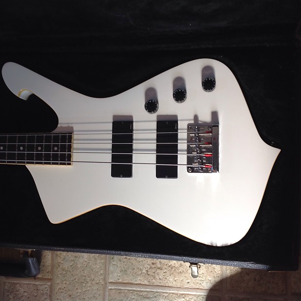Ibanez Iceman Bass Late 90s White | Reverb