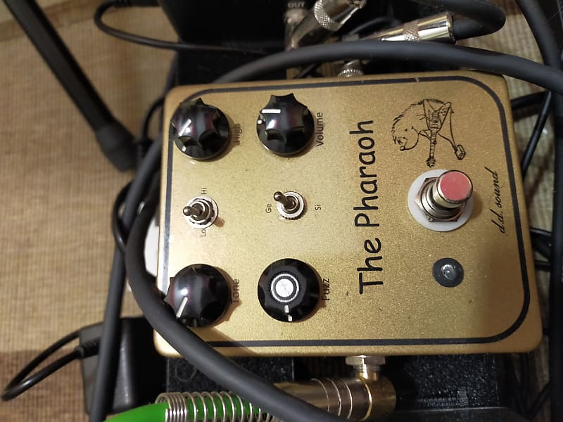 fuzz Pharaoh klone | Reverb