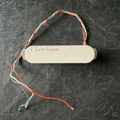 Lace Sensor Gold Stratocaster - White | Reverb