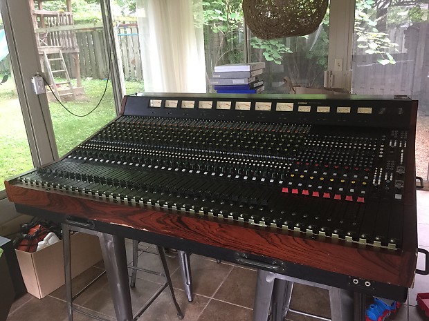 Yamaha PM2000 1970's Rosewood 32x8 Recording and Mixing | Reverb