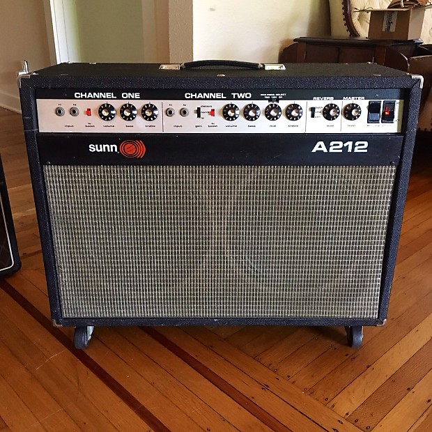 Sunn Model A-212 c 1975 original vintage half power model T | Reverb
