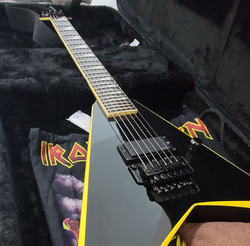 Jackson RR24 PRO Limited MIJ 2006 - Black With yellow Bevels | Reverb